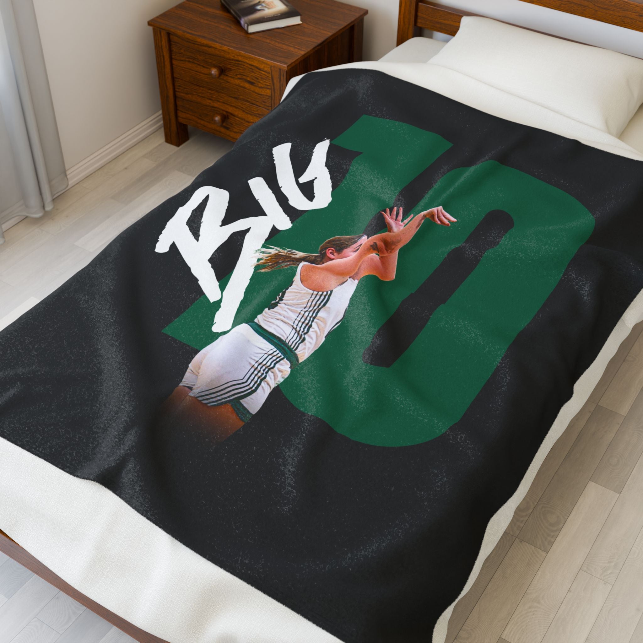 Delaney Reeg Velveteen Plush Blanket – MyPlayer